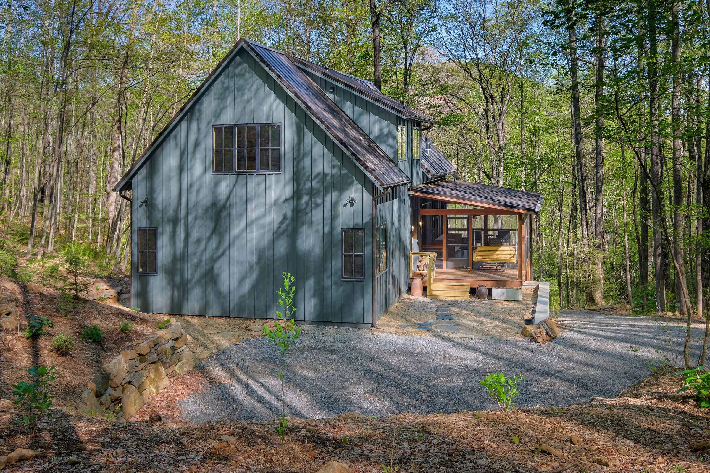 Trillium Cove | Assembly Architecture & Build | Archello