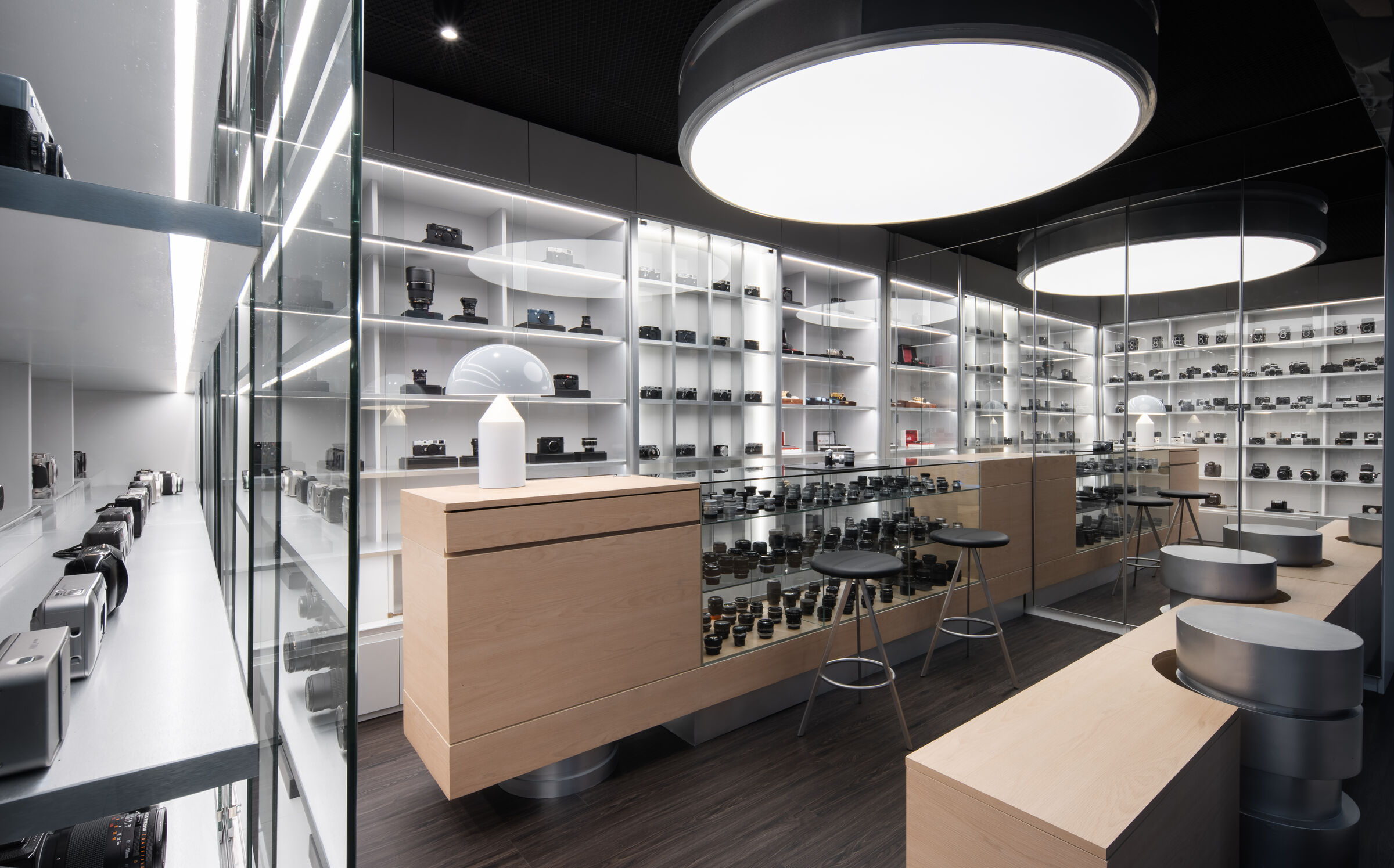 The Shutter | vice versa | Archello