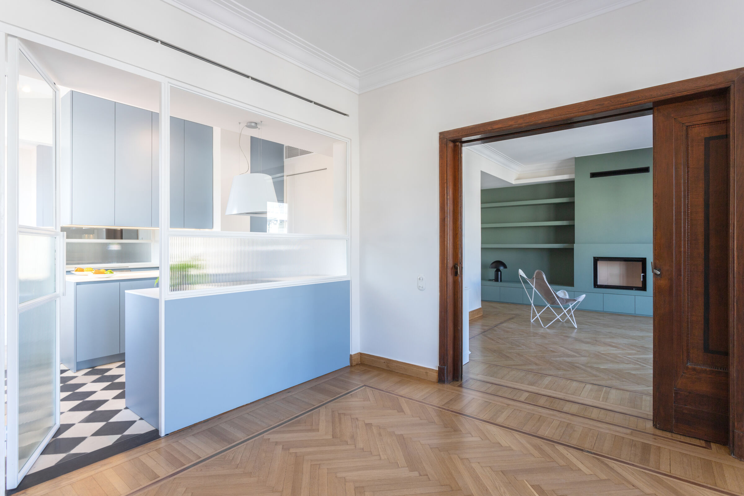 Athenian mid-war penthouse | Constantine Bouras Studio | Archello