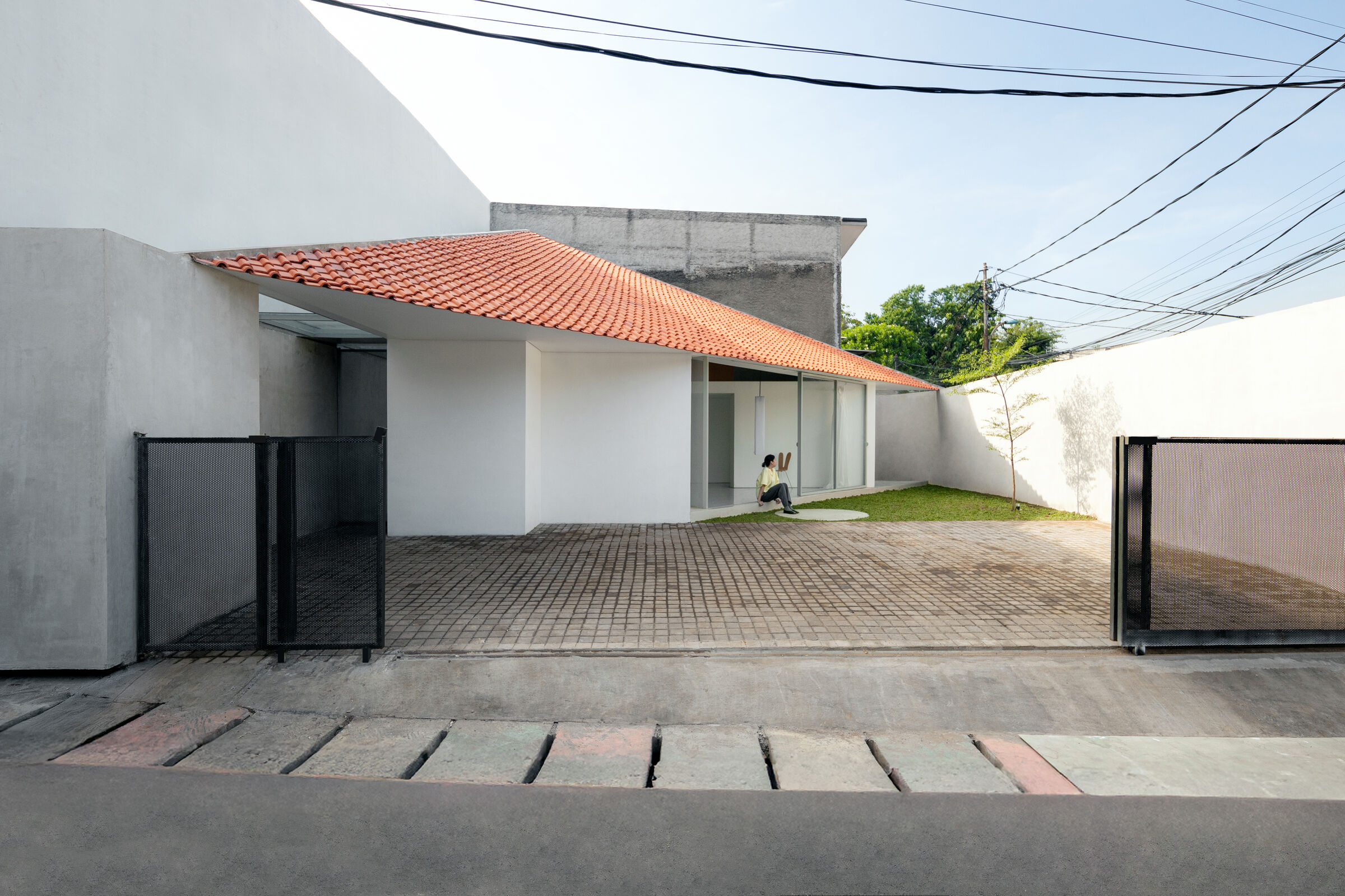 two triangles | dua studio | Archello