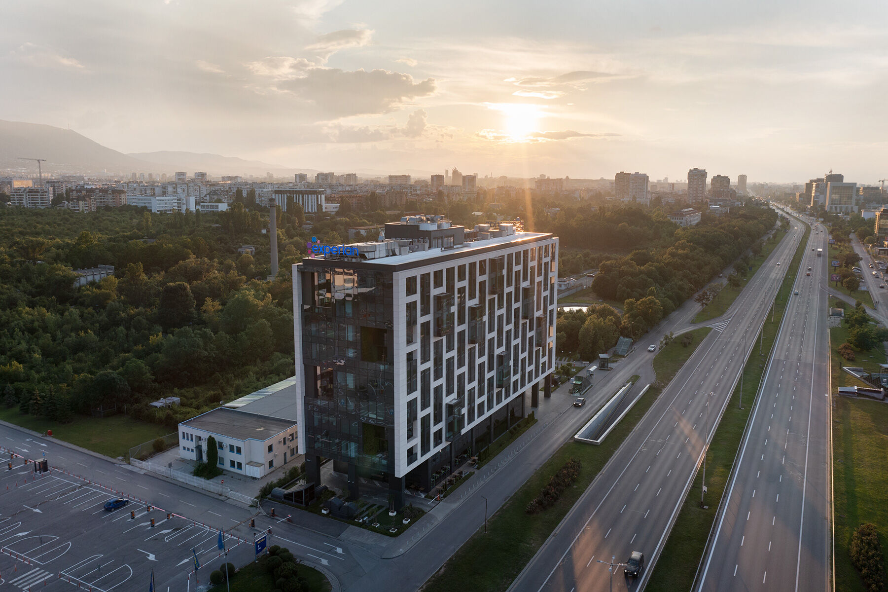 Gallery of Space Tower Office Building | IPA - Architecture and more ...