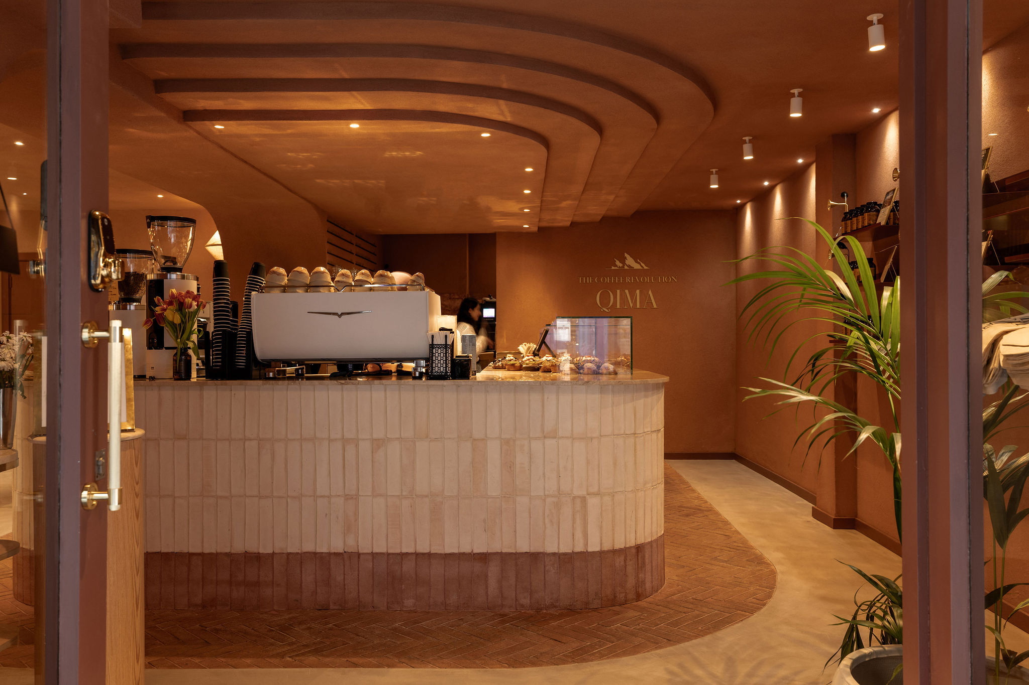 Qima Café’s New Covent Garden Flagship | DLSM Studio | Archello