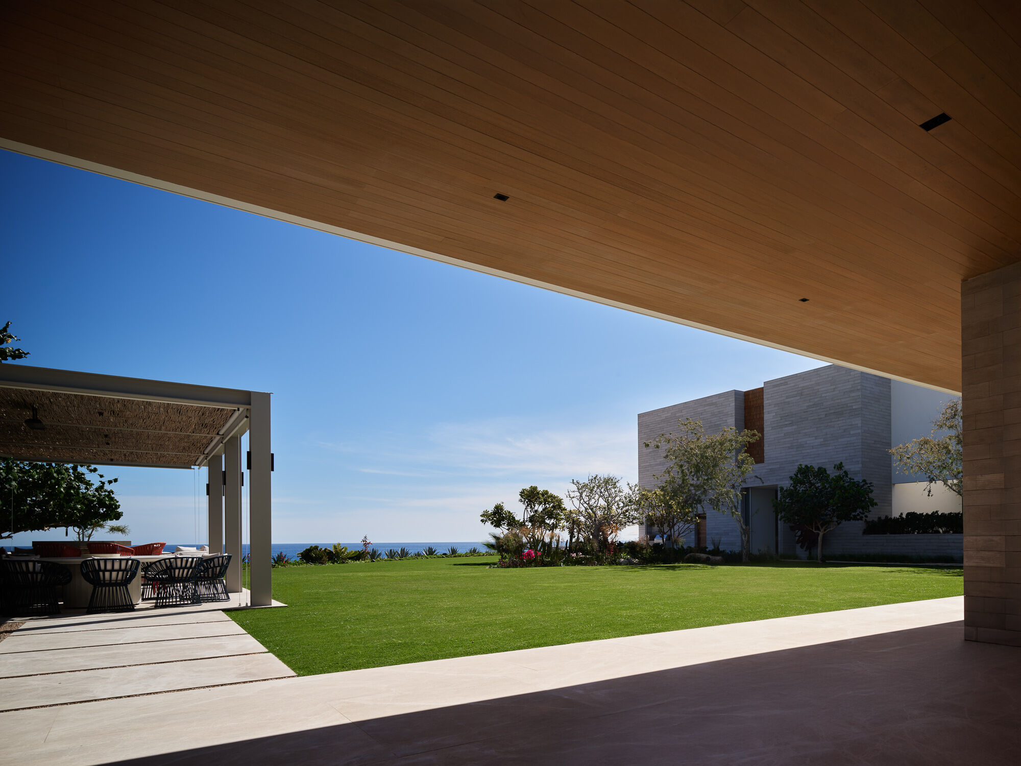 Gallery of IMA Guest House | Ezequiel Farca Studio | Media - 13