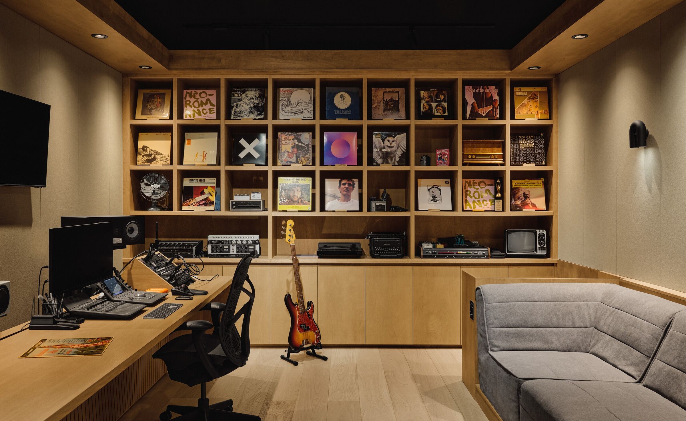 PARADE STUDIOS | Ivy Studio | Archello