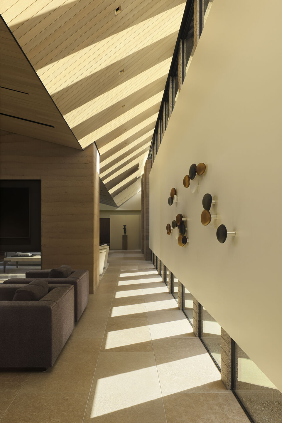 Gallery of Desert Fairways Residence | Kendle Design Collaborative | Media - 21