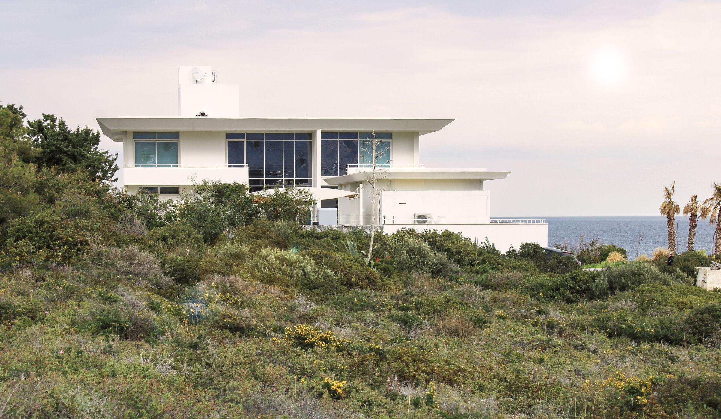 SNAKE ISLAND HOUSE | YT Architects Design Studio | Archello