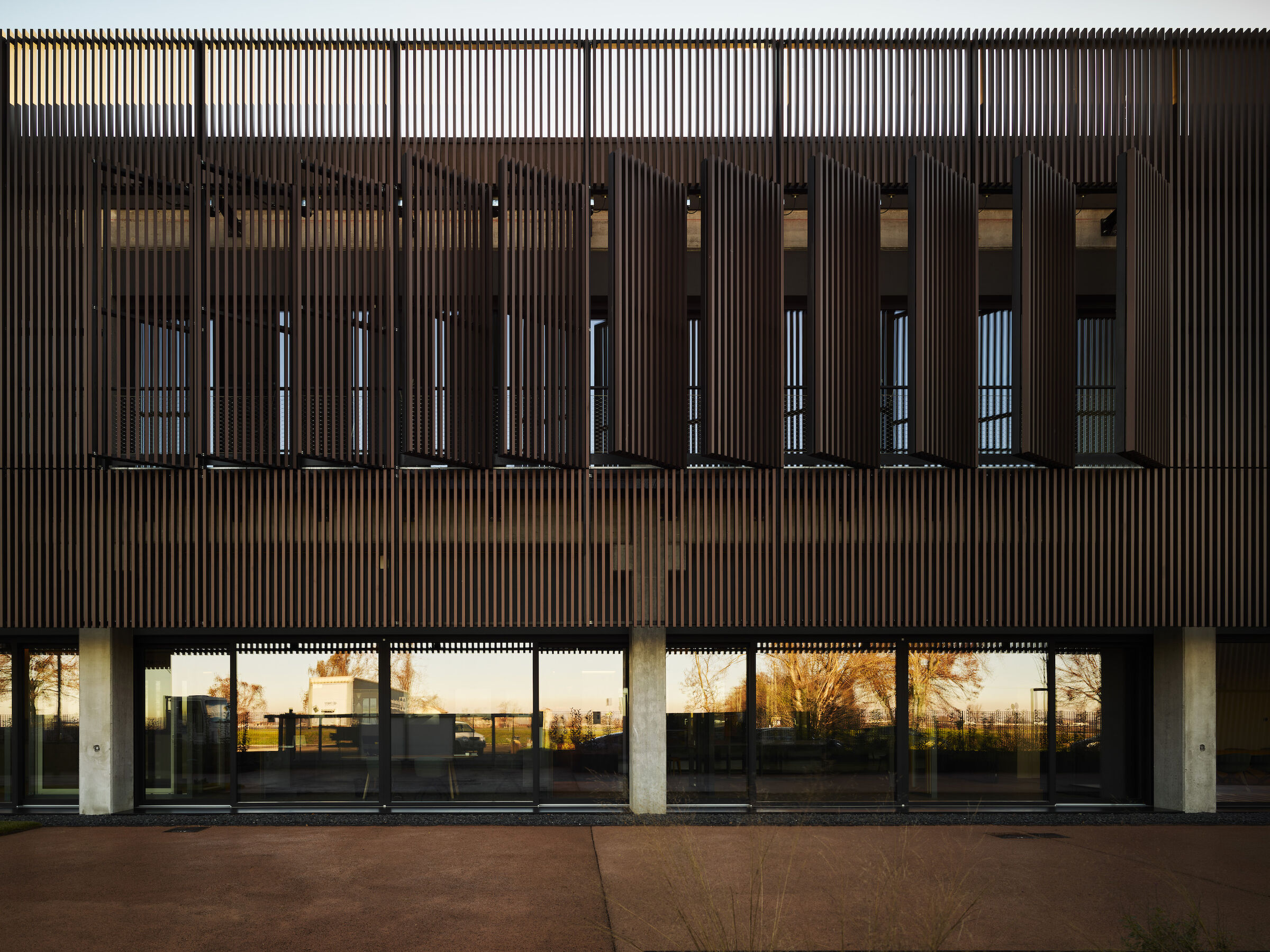 Gallery of Fossati Serramenti Headquarters | Parisotto + Formenton ...