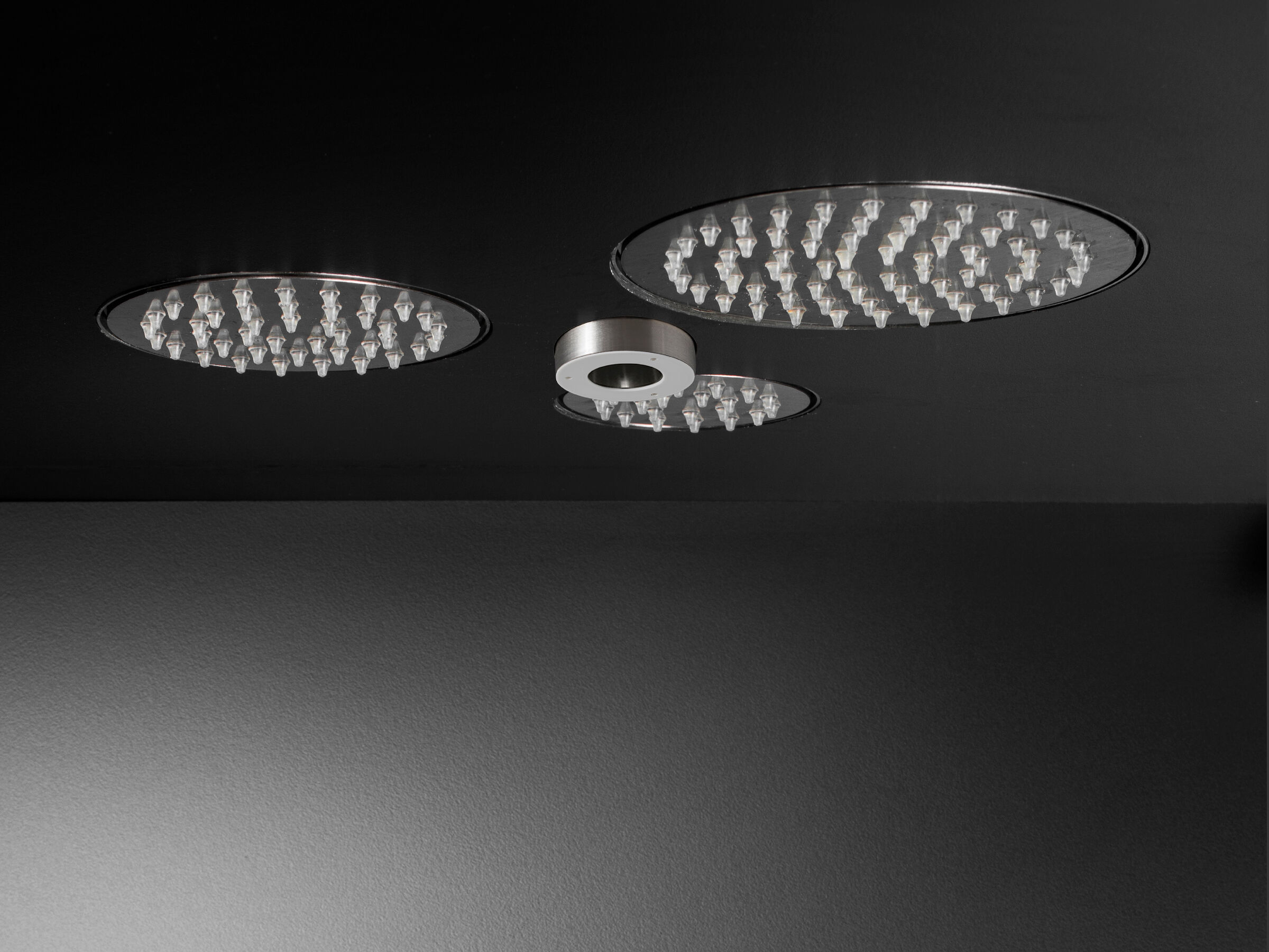 FRE219 - Built-in shower head set composed by 3 rain jets with ...