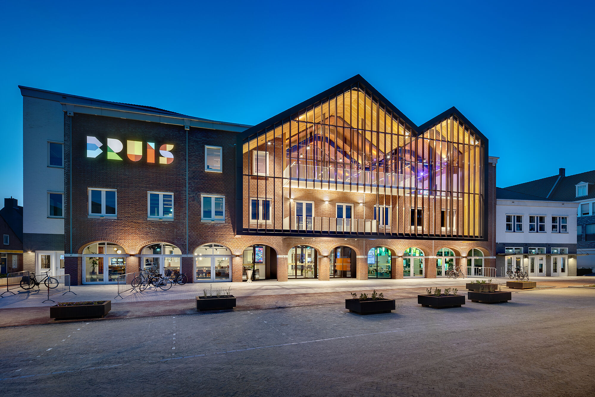 Cultureel centrum BRUIS, Bladel | GROUP A | Archello