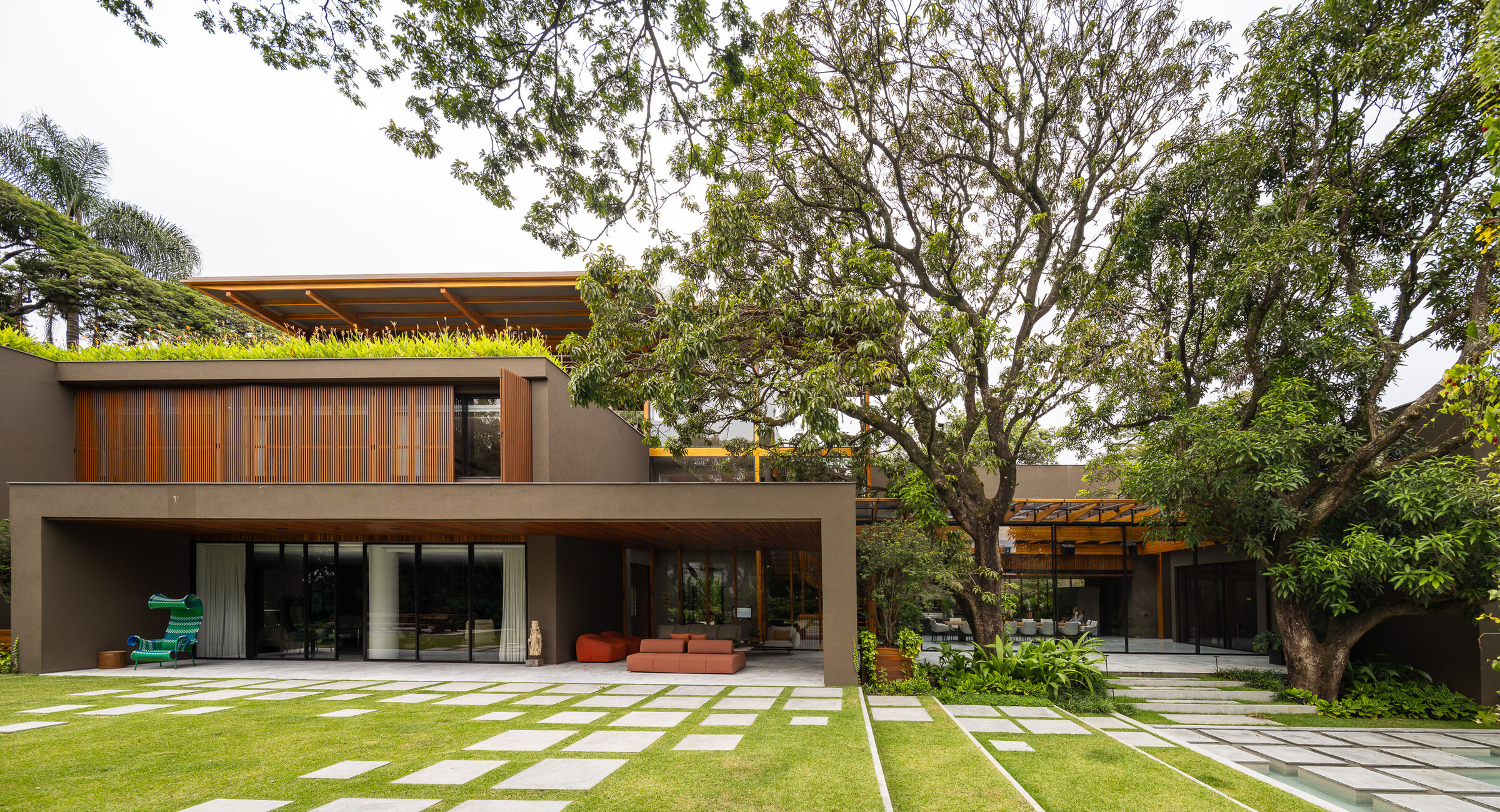 P483 House | Armentano Arquitetura | Archello