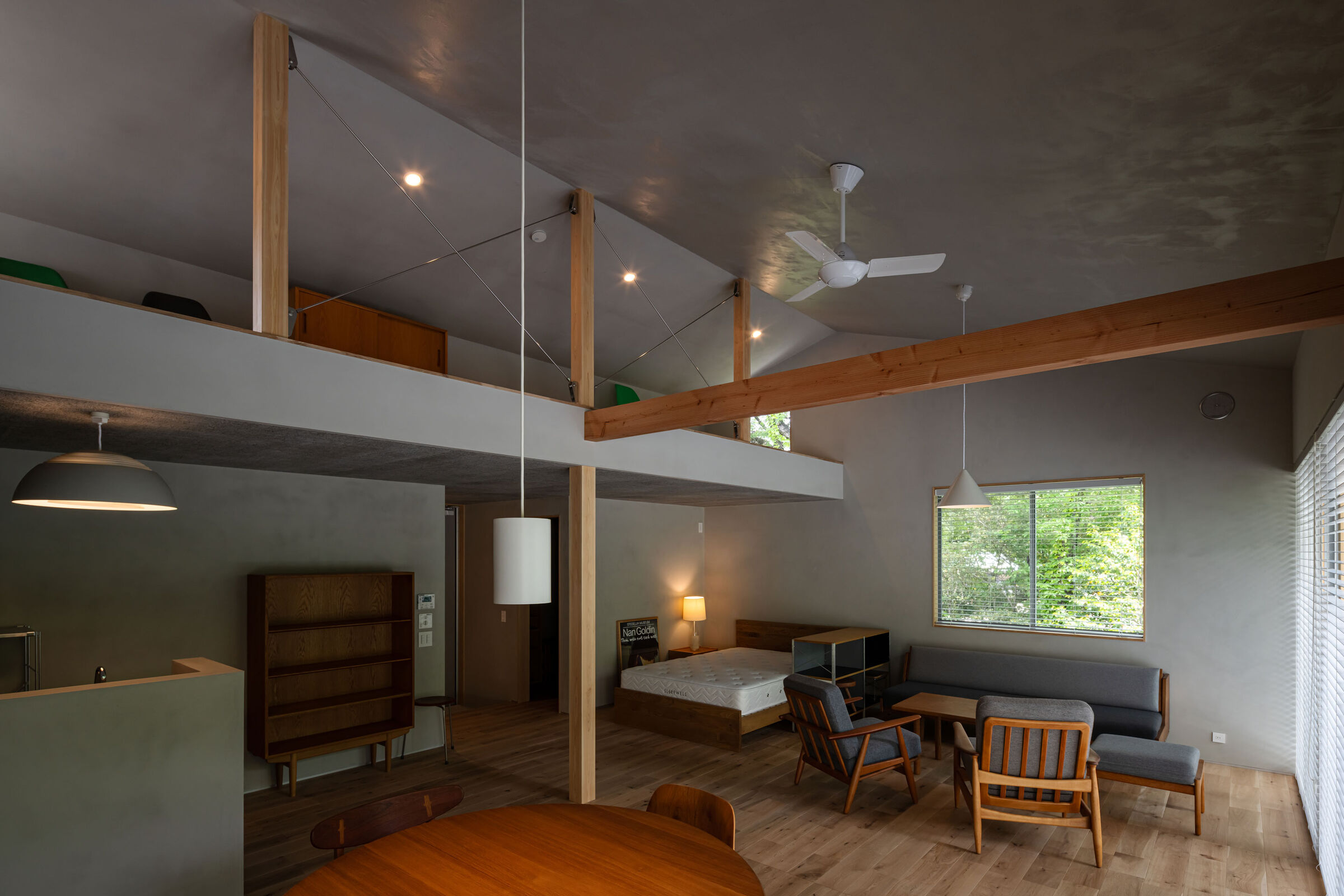 a small hut on a slope | 12mm architects | Archello