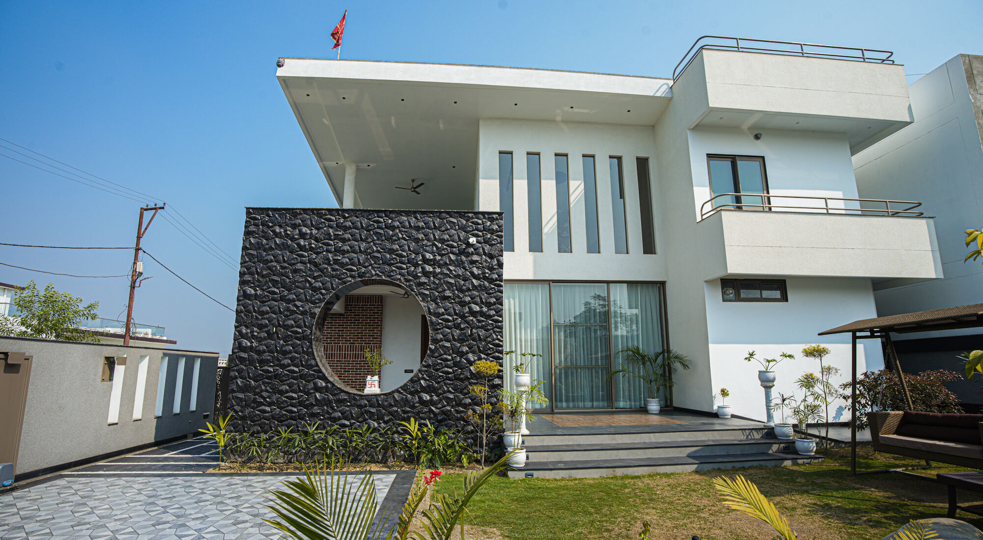 Sensory-rich Family Home | STUDIO MAROON | Archello